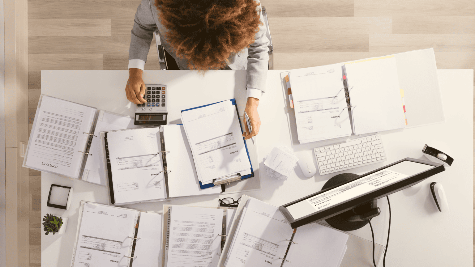 Why manual invoice processing is costing your business time and money - Unitfly